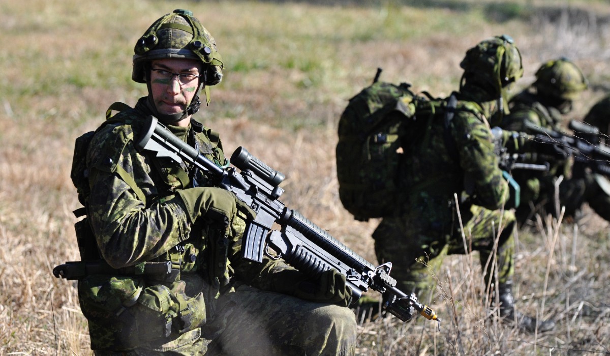 Canadian Army U.S., Canadian Forces Strengthen Bond With Maple Resolve